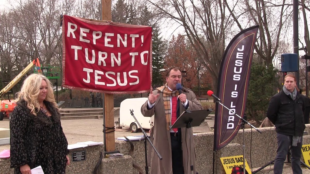 Pastor Artur Pawlowski-Speech at the Edmonton Legislature Building 2020 ...